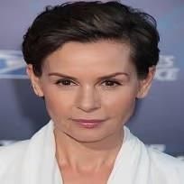 Embeth Davidtz - Movies, Biography, News, Age & Photos | BookMyShow