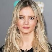 Freya Allan - Movies, Biography, News, Age & Photos | BookMyShow